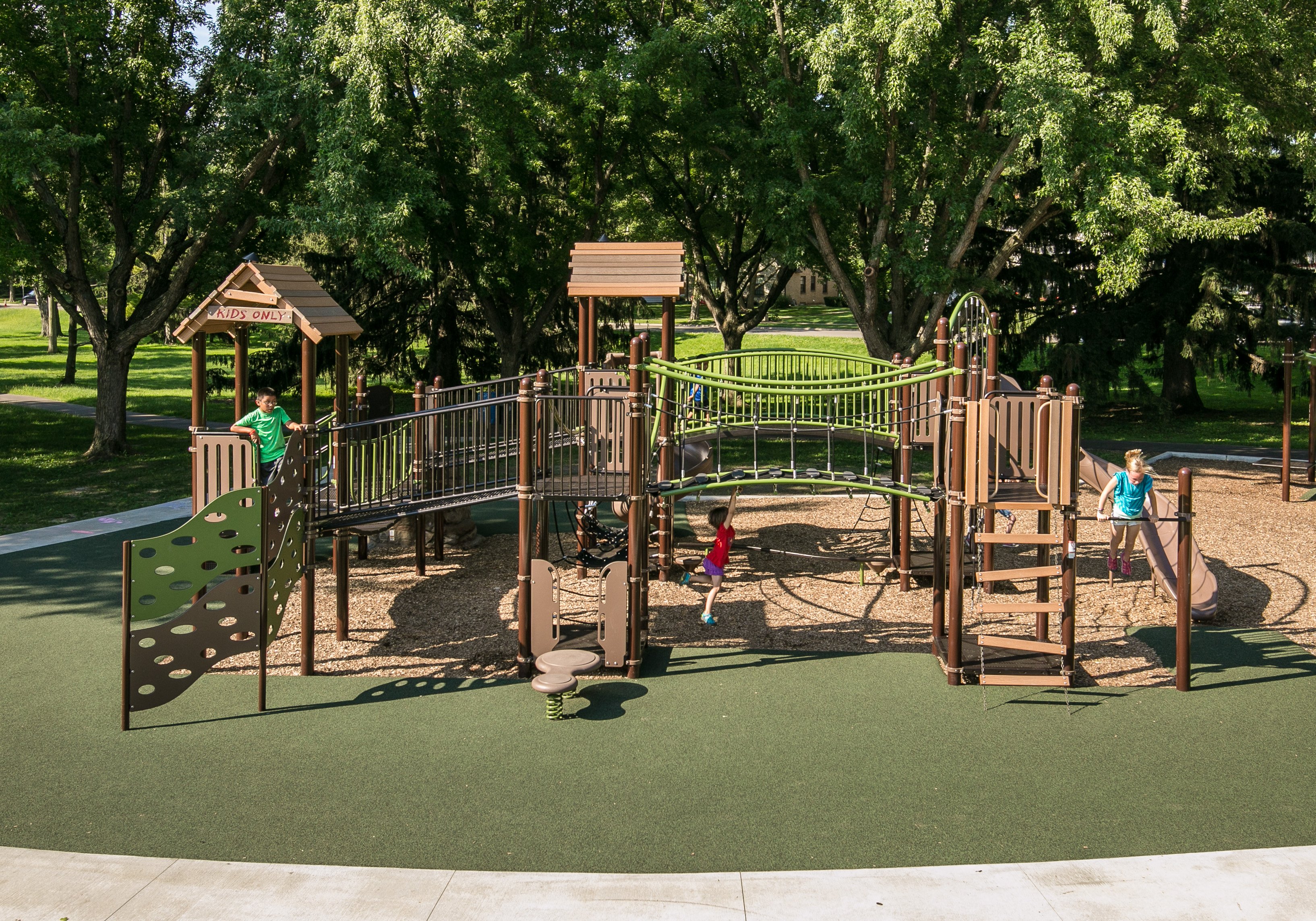 Minneapolis-Nokomis Triangle Park